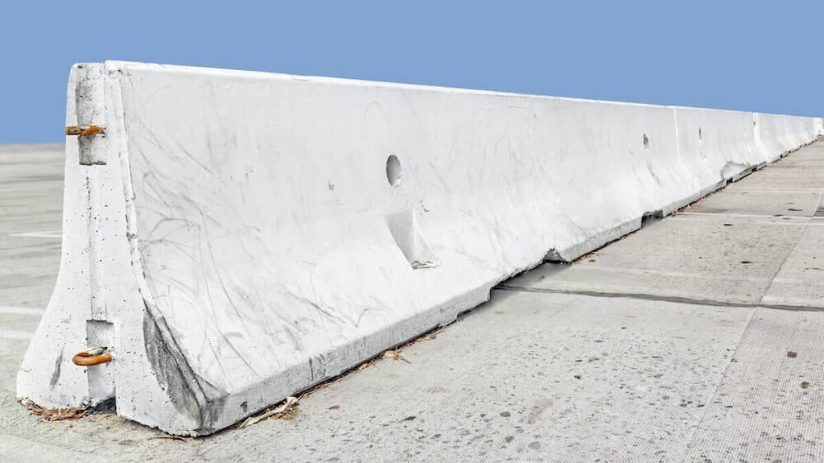 Concrete Jersey Barricades – Chesapeake Barricades – Chesapeake ...